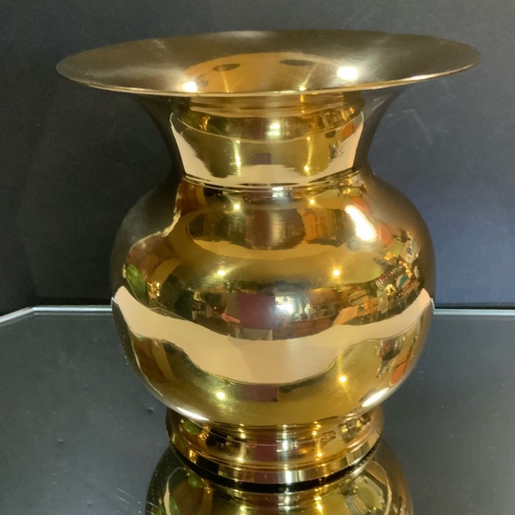 Accents | Vintage Spittoon Brass Cuspidor Tobacco 7 34 In Tall Heavy ...